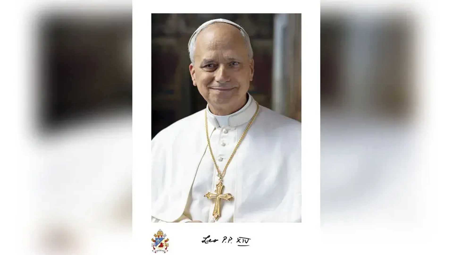 El Vaticano publicó la foto oficial del papa León XIV – Notiradio